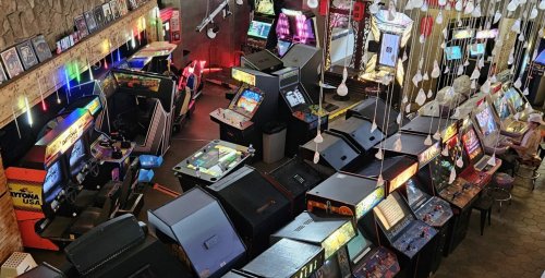 Craft Beer Tasting and Starcade Arcade Brewery Tour Experience